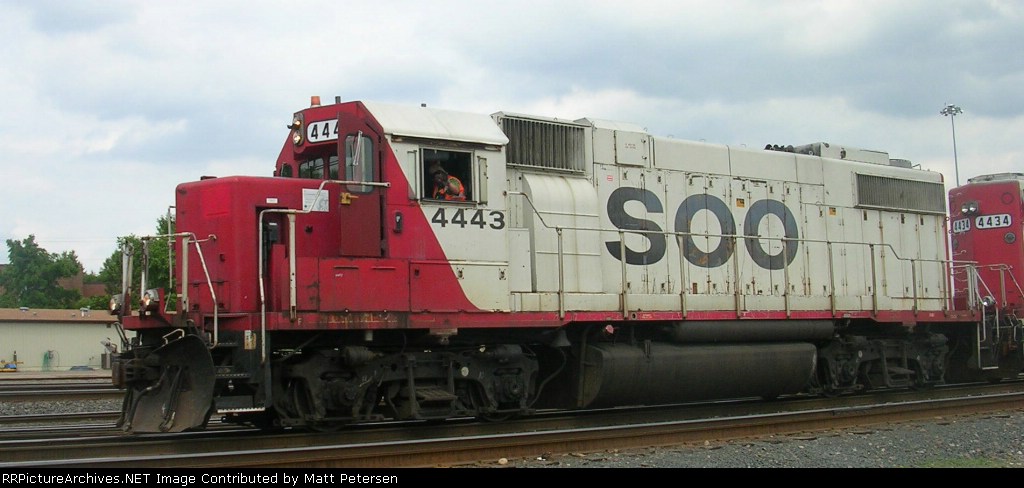 SOO 4443